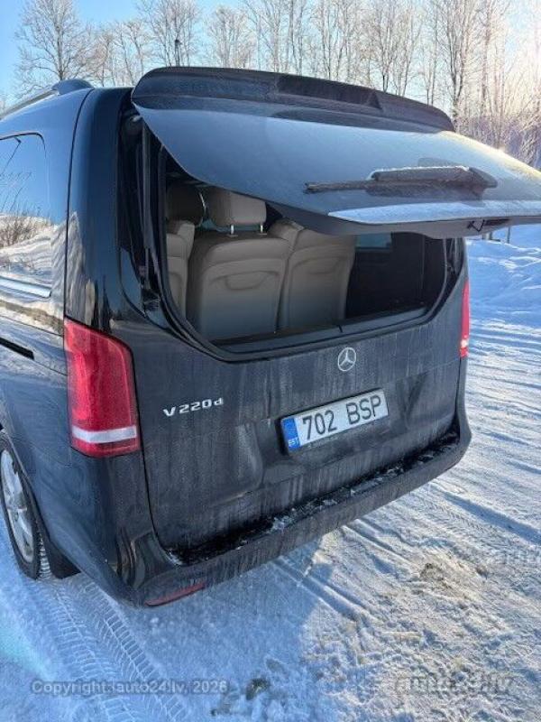 Melns Mercedes-Benz V-Class 2016 Tallina, ar dzinēja tilpumu 2.10 L un nobraukumu 182 tūkst. km par 25000 €, foto 8 vietnē AUTOMOTO.COM.LV