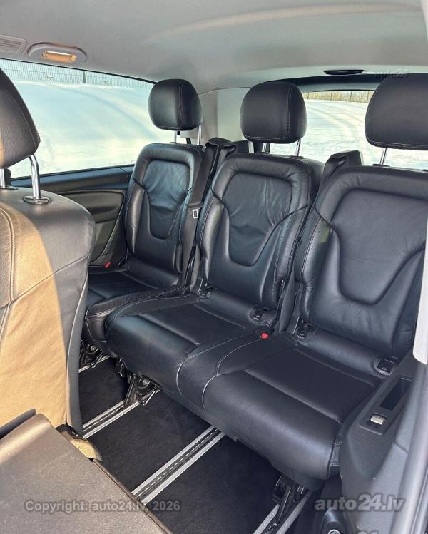 Melns Mercedes-Benz V-Class 2016 Tallina, ar dzinēja tilpumu 2.10 L un nobraukumu 345 tūkst. km par 24999 €, foto 11 vietnē AUTOMOTO.COM.LV