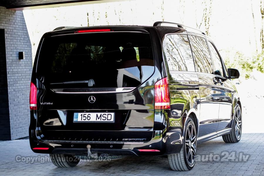 Melns Mercedes-Benz V-Class 2016 Pērnava, ar dzinēja tilpumu 2.10 L un nobraukumu 217 tūkst. km par 34000 €, foto 8 vietnē AUTOMOTO.COM.LV