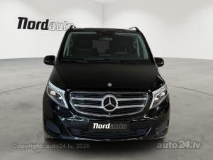 Black Mercedes-Benz V-Class 2016 in Tallinn, with an engine capacity of 2.10 L and mileage of 208 thousand km for 29900 €, photo 4 on AUTOMOTO.COM.LV