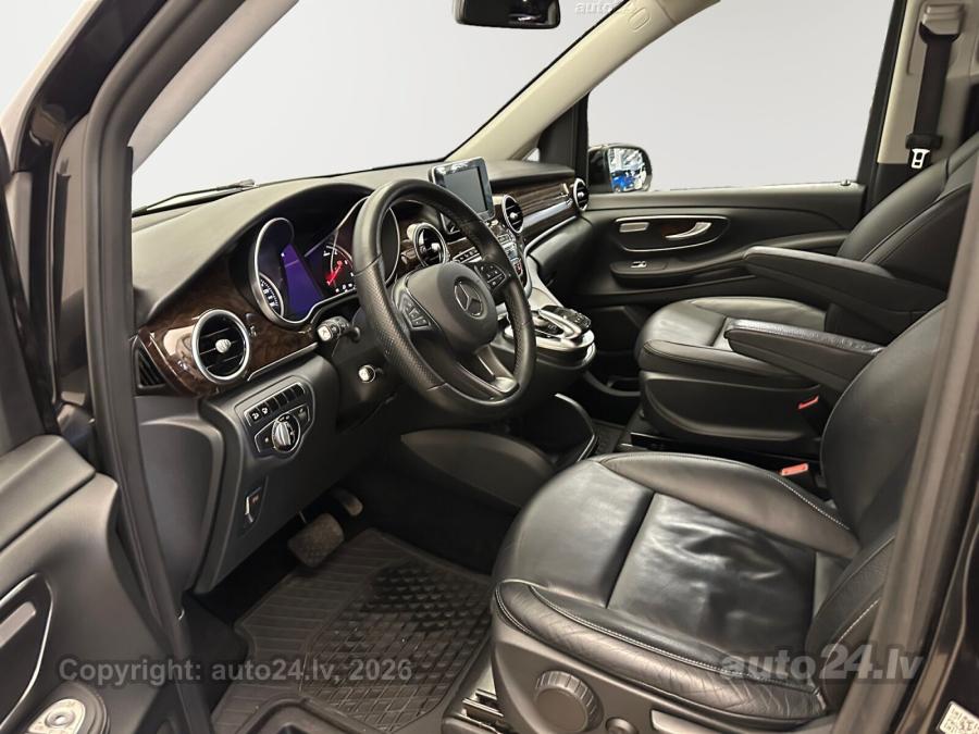 Black Mercedes-Benz V-Class 2016 in Tallinn, with an engine capacity of 2.10 L and mileage of 208 thousand km for 29900 €, photo 10 on AUTOMOTO.COM.LV