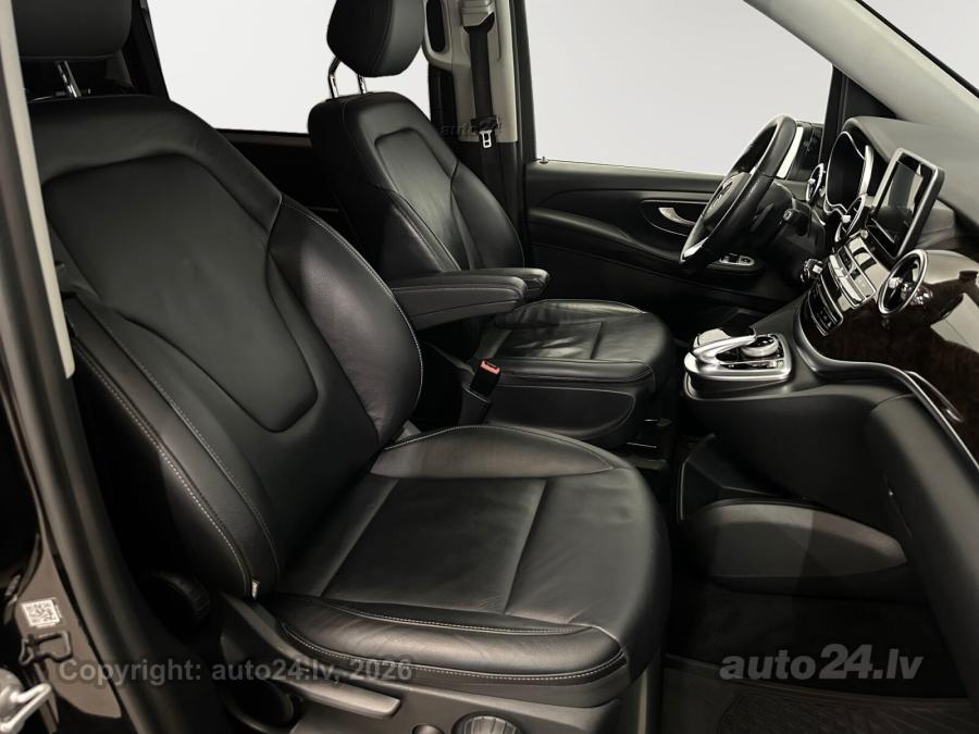 Black Mercedes-Benz V-Class 2016 in Tallinn, with an engine capacity of 2.10 L and mileage of 208 thousand km for 29900 €, photo 11 on AUTOMOTO.COM.LV