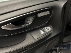 Black Mercedes-Benz V-Class 2016 in Tallinn, with an engine capacity of 2.10 L and mileage of 208 thousand km for 29900 €, photo 12 on AUTOMOTO.COM.LV