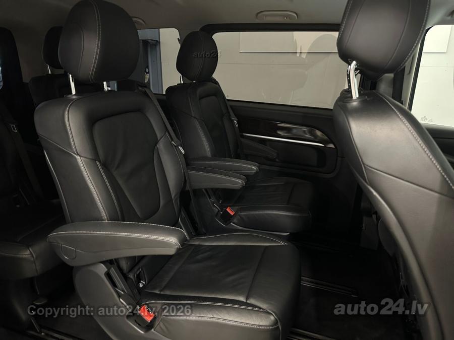 Black Mercedes-Benz V-Class 2016 in Tallinn, with an engine capacity of 2.10 L and mileage of 208 thousand km for 29900 €, photo 18 on AUTOMOTO.COM.LV