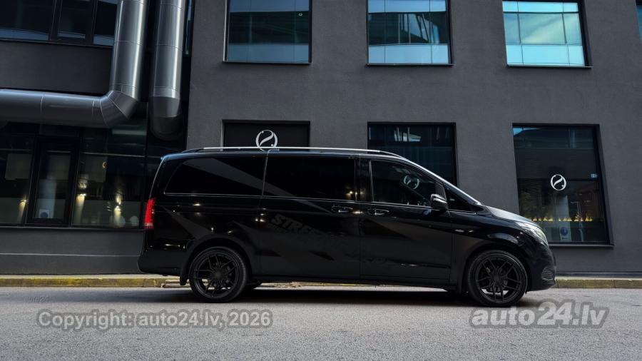 Melns Mercedes-Benz V-Class 2016 Tallina, ar dzinēja tilpumu 2.20 L un nobraukumu 189 tūkst. km par 32500 €, foto 3 vietnē AUTOMOTO.COM.LV