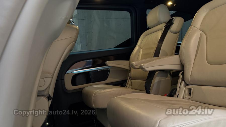Melns Mercedes-Benz V-Class 2016 Tallina, ar dzinēja tilpumu 2.20 L un nobraukumu 189 tūkst. km par 32500 €, foto 12 vietnē AUTOMOTO.COM.LV