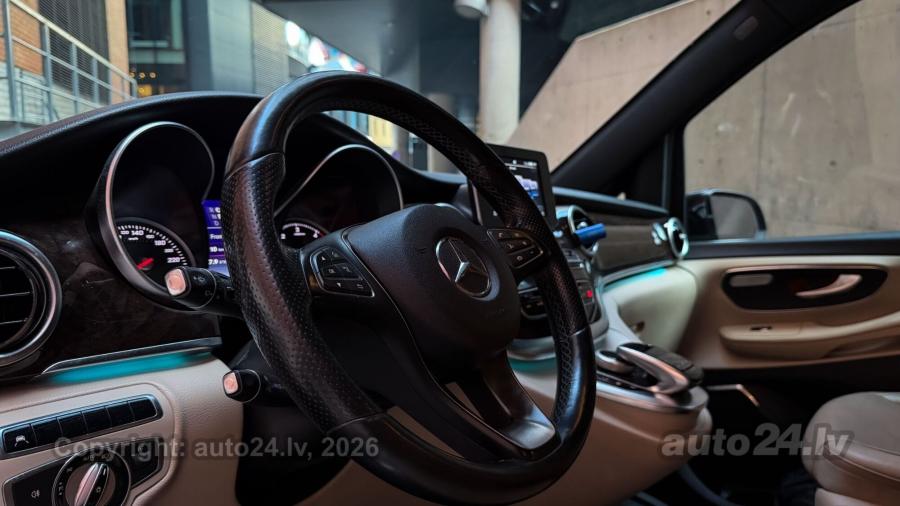 Melns Mercedes-Benz V-Class 2016 Tallina, ar dzinēja tilpumu 2.20 L un nobraukumu 189 tūkst. km par 32500 €, foto 13 vietnē AUTOMOTO.COM.LV