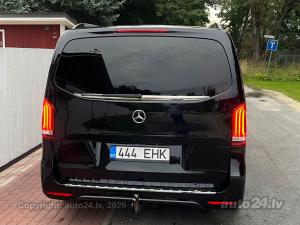 Melns Mercedes-Benz V-Class 2016 Tartu, ar dzinēja tilpumu 2.10 L un nobraukumu 197 tūkst. km par 35900 €, foto 8 vietnē AUTOMOTO.COM.LV