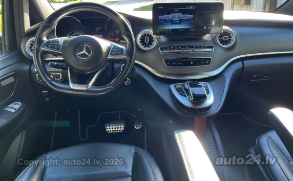 Black Mercedes-Benz V-Class 2016 in Tartu, with an engine capacity of 2.10 L and mileage of 197 thousand km for 35900 €, photo 10 on AUTOMOTO.COM.LV