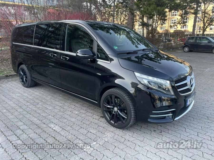 Melns Mercedes-Benz V-Class 2017 Tallina, ar dzinēja tilpumu 2.00 L un nobraukumu 179 tūkst. km par 41000 €, foto 1 vietnē AUTOMOTO.COM.LV