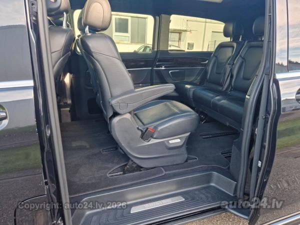 Melns Mercedes-Benz V-Class 2017 Tartu, ar dzinēja tilpumu 0.00 L un nobraukumu 150 tūkst. km par 38400 €, foto 11 vietnē AUTOMOTO.COM.LV