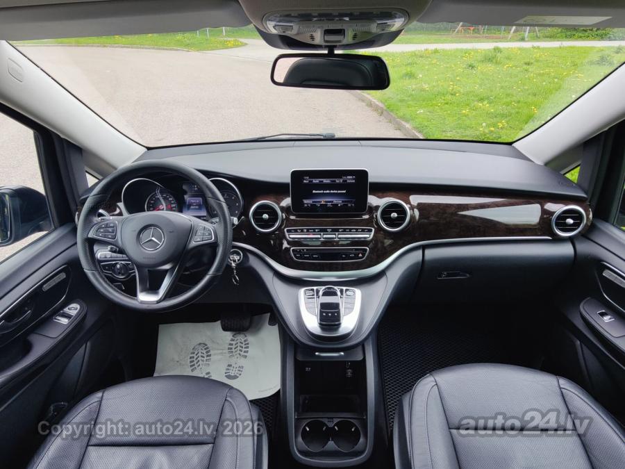 Melns Mercedes-Benz V-Class 2017 Tallina, ar dzinēja tilpumu 2.10 L un nobraukumu 204 tūkst. km par 35999 €, foto 9 vietnē AUTOMOTO.COM.LV