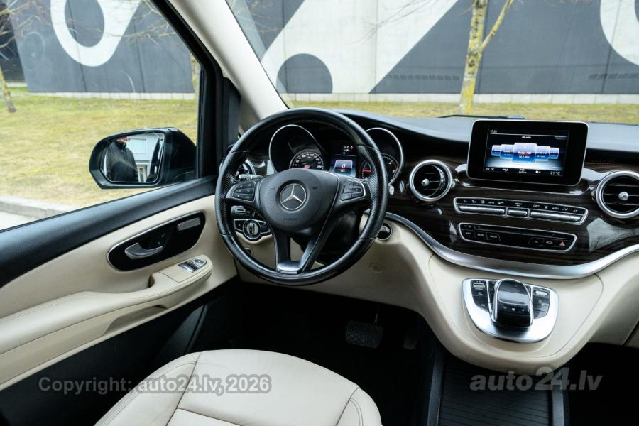 Melns Mercedes-Benz V-Class 2017 Pērnava, ar dzinēja tilpumu 2.10 L un nobraukumu 289 tūkst. km par 34900 €, foto 14 vietnē AUTOMOTO.COM.LV