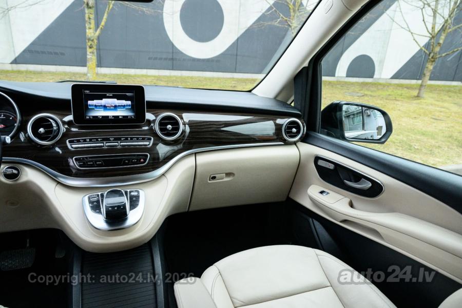 Melns Mercedes-Benz V-Class 2017 Pērnava, ar dzinēja tilpumu 2.10 L un nobraukumu 289 tūkst. km par 34900 €, foto 19 vietnē AUTOMOTO.COM.LV