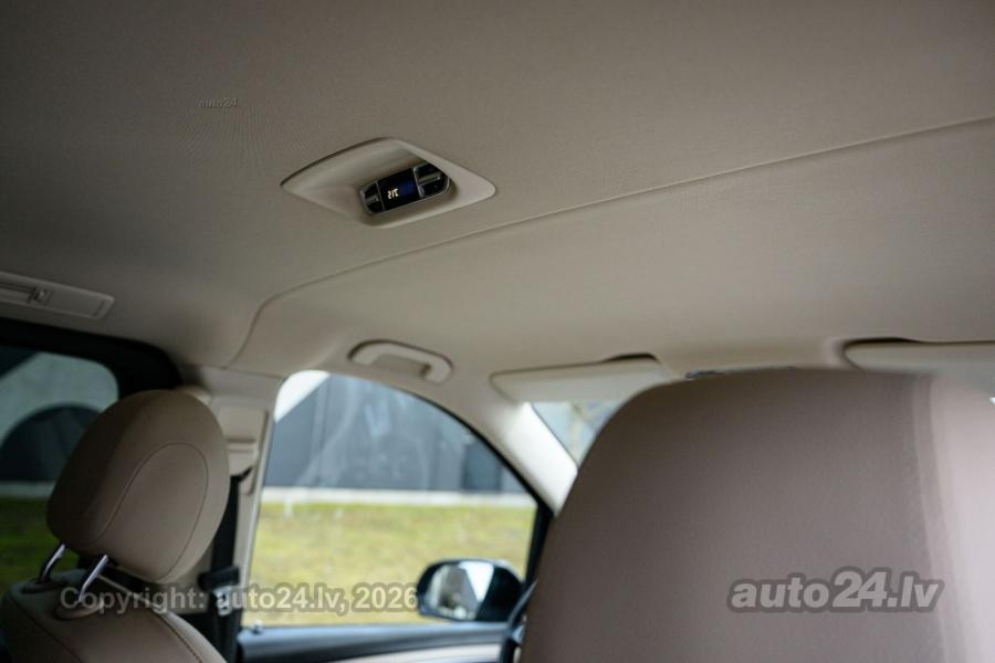 Melns Mercedes-Benz V-Class 2017 Pērnava, ar dzinēja tilpumu 2.10 L un nobraukumu 289 tūkst. km par 34900 €, foto 28 vietnē AUTOMOTO.COM.LV