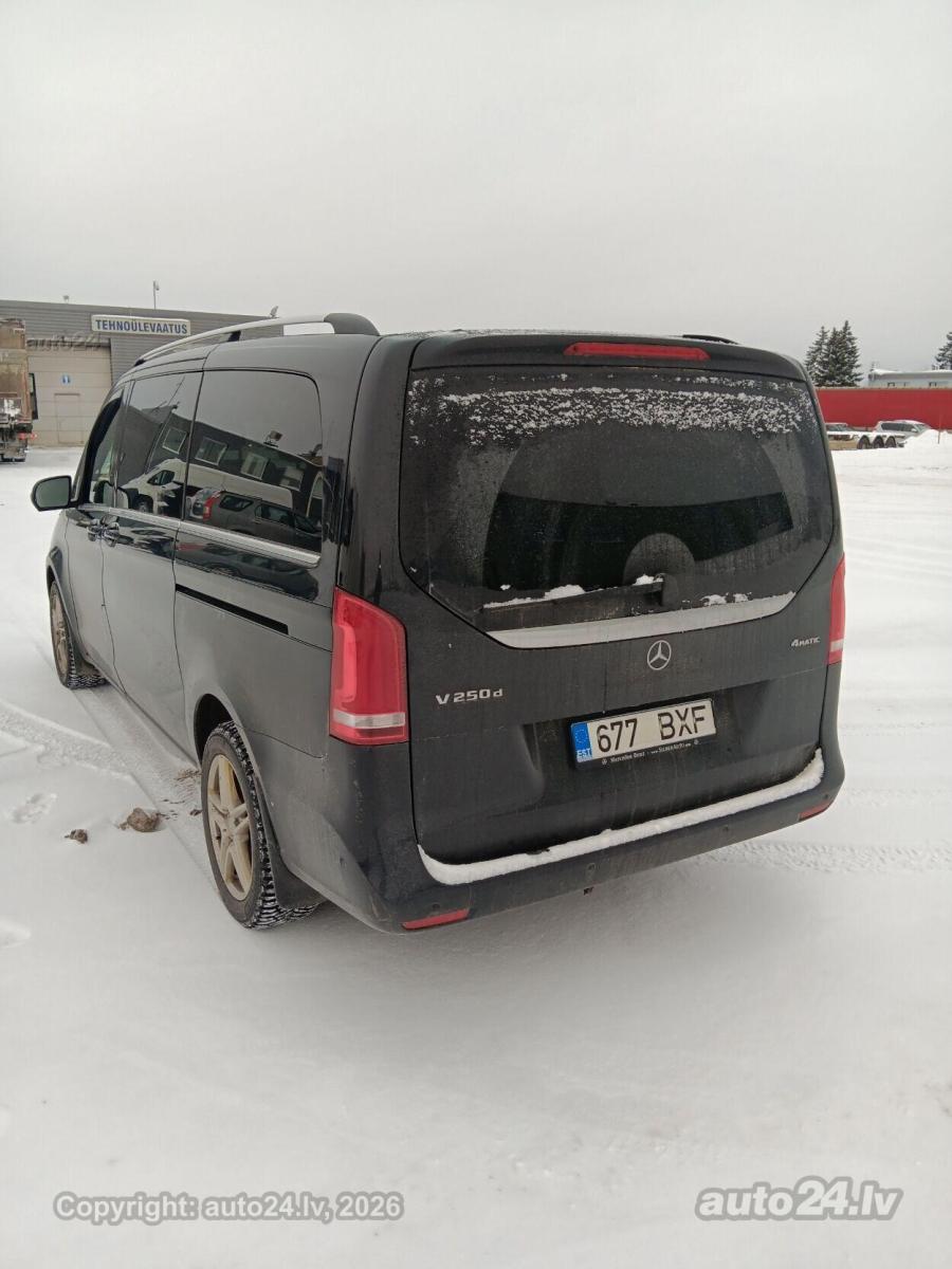 Melns Mercedes-Benz V-Class 2018 Tallina, ar dzinēja tilpumu 2.10 L un nobraukumu 200 tūkst. km par 36000 €, foto 4 vietnē AUTOMOTO.COM.LV