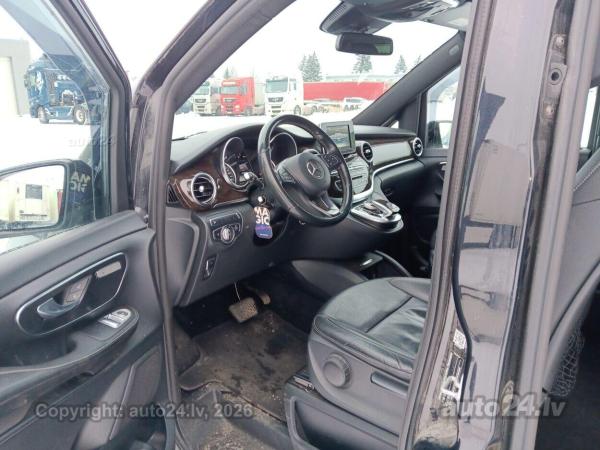 Black Mercedes-Benz V-Class 2018 in Tallinn, with an engine capacity of 2.10 L and mileage of 200 thousand km for 36000 €, photo 9 on AUTOMOTO.COM.LV