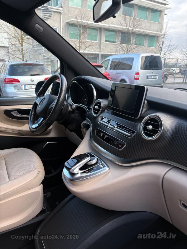 Melns Mercedes-Benz V-Class 2018 Tallina, ar dzinēja tilpumu 2.10 L un nobraukumu 291 tūkst. km par 29900 €, foto 5 vietnē AUTOMOTO.COM.LV