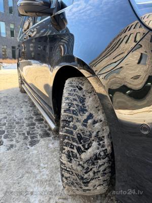 Melns Mercedes-Benz V-Class 2018 Tallina, ar dzinēja tilpumu 2.10 L un nobraukumu 284 tūkst. km par 32000 €, foto 9 vietnē AUTOMOTO.COM.LV