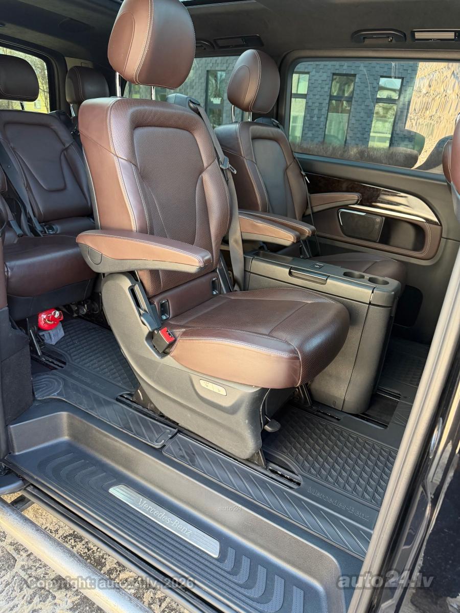 Melns Mercedes-Benz V-Class 2018 Tallina, ar dzinēja tilpumu 2.10 L un nobraukumu 284 tūkst. km par 32000 €, foto 21 vietnē AUTOMOTO.COM.LV