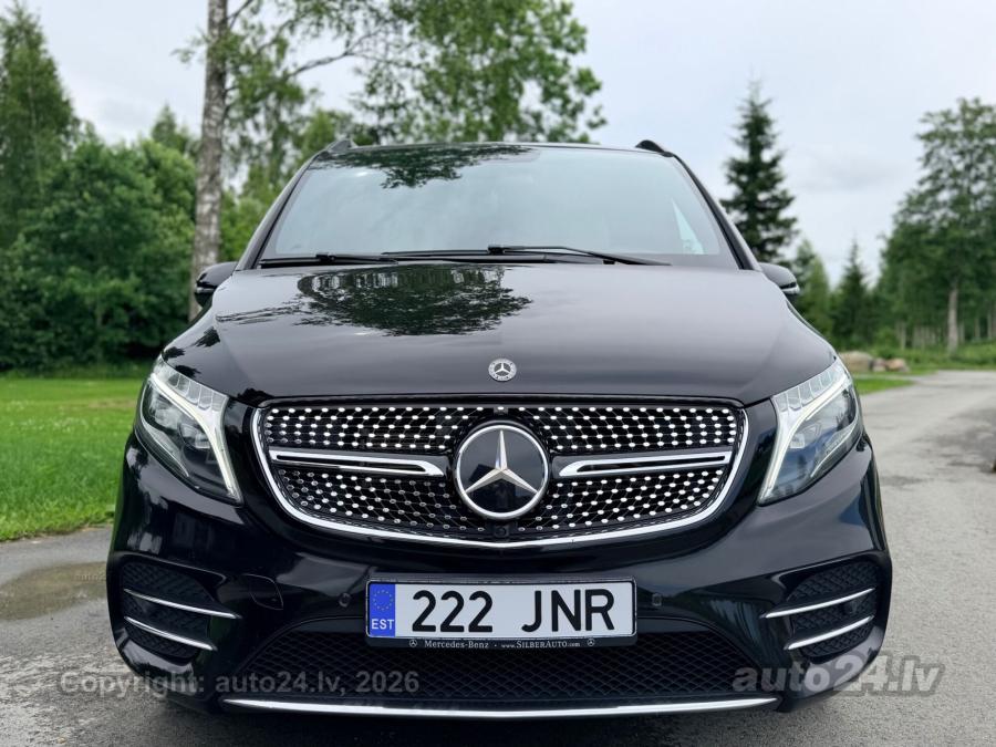 Black Mercedes-Benz V-Class 2018 in Tallinn, with an engine capacity of 2.10 L and mileage of 297 thousand km for 36000 €, photo 7 on AUTOMOTO.COM.LV
