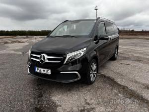 Melns Mercedes-Benz V-Class 2019 Tallina, ar dzinēja tilpumu 2.00 L un nobraukumu 135 tūkst. km par 39500 €, foto  vietnē AUTOMOTO.COM.LV