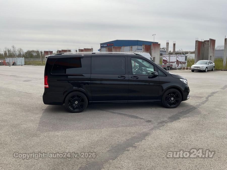 Melns Mercedes-Benz V-Class 2019 Tallina, ar dzinēja tilpumu 2.00 L un nobraukumu 147 tūkst. km par 43900 €, foto 3 vietnē AUTOMOTO.COM.LV