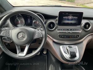 Melns Mercedes-Benz V-Class 2019 Tallina, ar dzinēja tilpumu 2.00 L un nobraukumu 147 tūkst. km par 43900 €, foto 18 vietnē AUTOMOTO.COM.LV