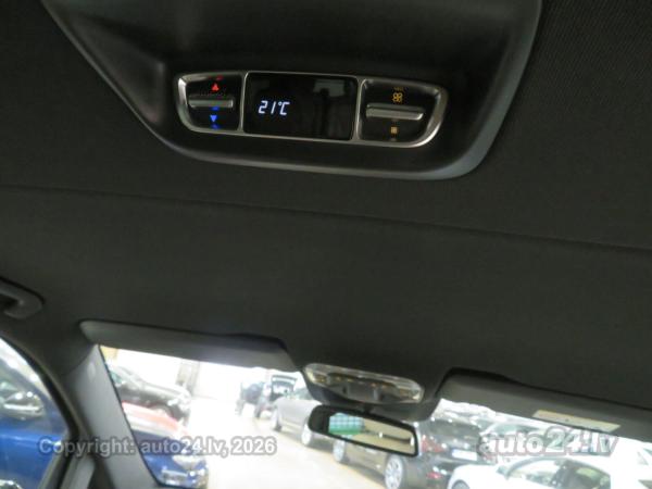 Black Mercedes-Benz V-Class 2019 in Tallinn, with an engine capacity of 2.00 L and mileage of 185 thousand km for 33800 €, photo 6 on AUTOMOTO.COM.LV
