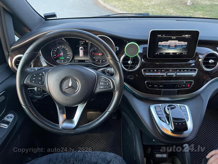 Melns Mercedes-Benz V-Class 2019 Tallina, ar dzinēja tilpumu 2.10 L un nobraukumu 150 tūkst. km par 32990 €, foto 10 vietnē AUTOMOTO.COM.LV