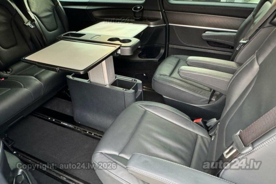 Melns Mercedes-Benz V-Class 2019 Tallina, ar dzinēja tilpumu 2.10 L un nobraukumu 150 tūkst. km par 32990 €, foto 17 vietnē AUTOMOTO.COM.LV