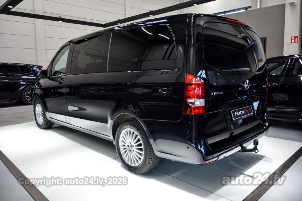 Melns Mercedes-Benz V-Class 2020 Tallina, ar dzinēja tilpumu 2.00 L un nobraukumu 78 tūkst. km par 39900 €, foto 4 vietnē AUTOMOTO.COM.LV