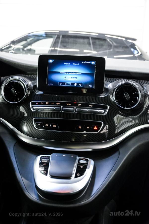 Melns Mercedes-Benz V-Class 2020 Tallina, ar dzinēja tilpumu 2.00 L un nobraukumu 78 tūkst. km par 39900 €, foto 11 vietnē AUTOMOTO.COM.LV
