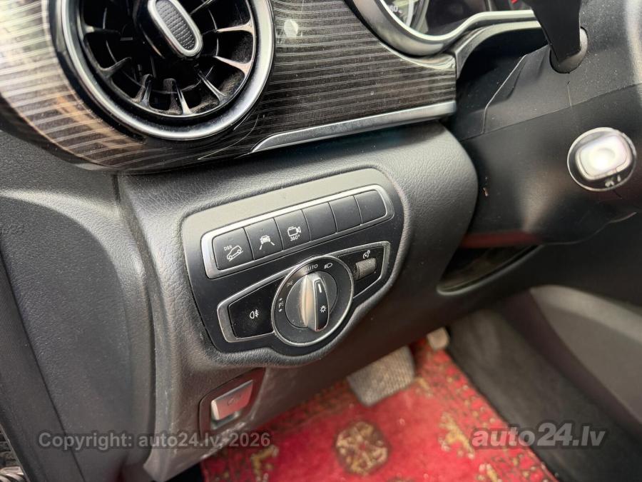 Black Mercedes-Benz V-Class 2020 in Tartu, with an engine capacity of 0.00 L and mileage of 145 thousand km for 39900 €, photo 5 on AUTOMOTO.COM.LV