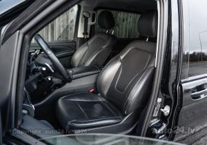 Black Mercedes-Benz V-Class 2020 in Tallinn, with an engine capacity of 2.00 L and mileage of 126 thousand km for 49900 €, photo 12 on AUTOMOTO.COM.LV
