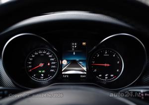 Black Mercedes-Benz V-Class 2020 in Tallinn, with an engine capacity of 2.00 L and mileage of 126 thousand km for 49900 €, photo 23 on AUTOMOTO.COM.LV