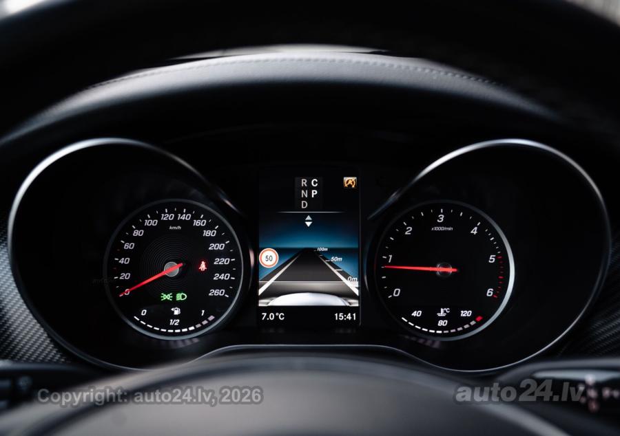 Black Mercedes-Benz V-Class 2020 in Tallinn, with an engine capacity of 2.00 L and mileage of 126 thousand km for 49900 €, photo 23 on AUTOMOTO.COM.LV