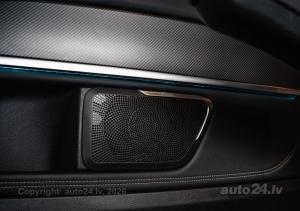 Black Mercedes-Benz V-Class 2020 in Tallinn, with an engine capacity of 2.00 L and mileage of 126 thousand km for 49900 €, photo 26 on AUTOMOTO.COM.LV