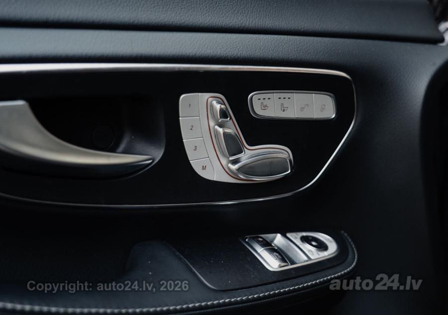 Black Mercedes-Benz V-Class 2020 in Tallinn, with an engine capacity of 2.00 L and mileage of 126 thousand km for 49900 €, photo 27 on AUTOMOTO.COM.LV