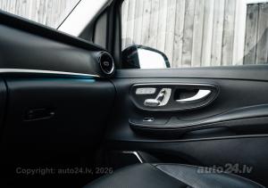 Black Mercedes-Benz V-Class 2020 in Tallinn, with an engine capacity of 2.00 L and mileage of 126 thousand km for 49900 €, photo 29 on AUTOMOTO.COM.LV