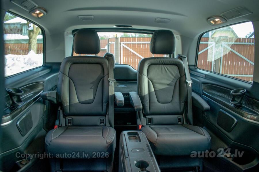 Melns Mercedes-Benz V-Class 2021 Tallina, ar dzinēja tilpumu 2.00 L un nobraukumu 161 tūkst. km par 52990 €, foto 14 vietnē AUTOMOTO.COM.LV
