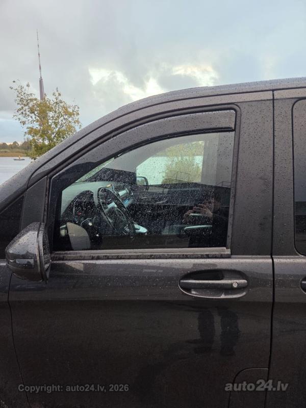 Melns Mercedes-Benz V-Class 2021 Tallina, ar dzinēja tilpumu 2.00 L un nobraukumu 270 tūkst. km par 42000 €, foto 11 vietnē AUTOMOTO.COM.LV
