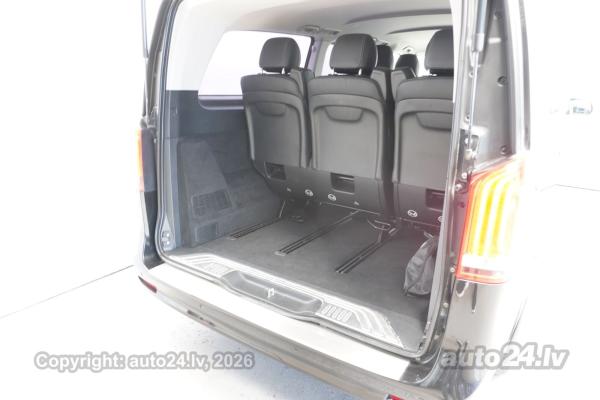 Melns Mercedes-Benz V-Class 2021 Tartu, ar dzinēja tilpumu 2.00 L un nobraukumu 95 tūkst. km par 44900 €, foto 10 vietnē AUTOMOTO.COM.LV
