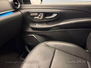 Melns Mercedes-Benz V-Class 2021 Tallina, ar dzinēja tilpumu 2.00 L un nobraukumu 97 tūkst. km par 64900 €, foto 10 vietnē AUTOMOTO.COM.LV
