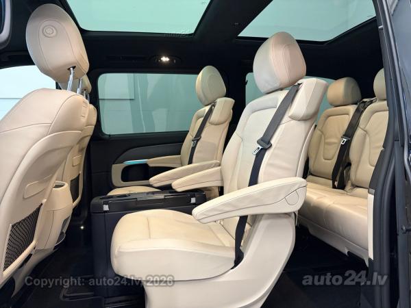 Melns Mercedes-Benz V-Class 2021 Tallina, ar dzinēja tilpumu 2.00 L un nobraukumu 115 tūkst. km par 57900 €, foto 7 vietnē AUTOMOTO.COM.LV