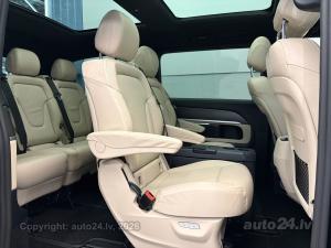 Melns Mercedes-Benz V-Class 2021 Tallina, ar dzinēja tilpumu 2.00 L un nobraukumu 115 tūkst. km par 57900 €, foto 10 vietnē AUTOMOTO.COM.LV