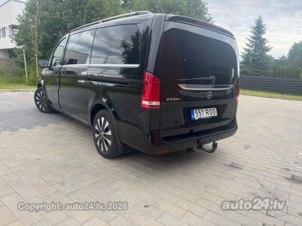 Melns Mercedes-Benz V-Class 2021 Tallina, ar dzinēja tilpumu 2.00 L un nobraukumu 156 tūkst. km par 41000 €, foto 7 vietnē AUTOMOTO.COM.LV