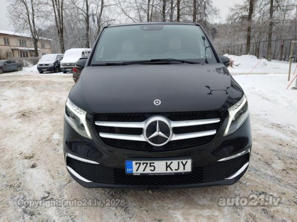 Melns Mercedes-Benz V-Class 2022 Tallina, ar dzinēja tilpumu 2.00 L un nobraukumu 123 tūkst. km par 53900 €, foto 1 vietnē AUTOMOTO.COM.LV