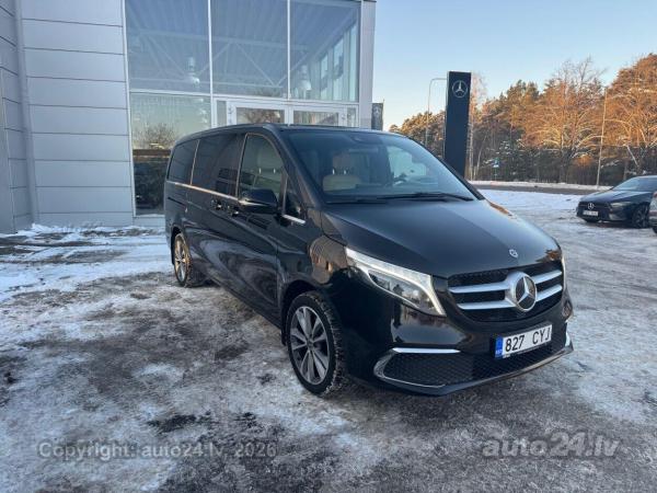 Black Mercedes-Benz V-Class 2022 in Parnu, with an engine capacity of 2.00 L and mileage of 207 thousand km for 44500 €, photo 3 on AUTOMOTO.COM.LV