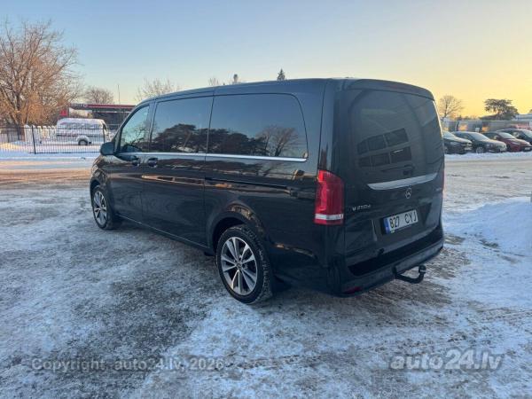 Black Mercedes-Benz V-Class 2022 in Parnu, with an engine capacity of 2.00 L and mileage of 207 thousand km for 44500 €, photo 5 on AUTOMOTO.COM.LV